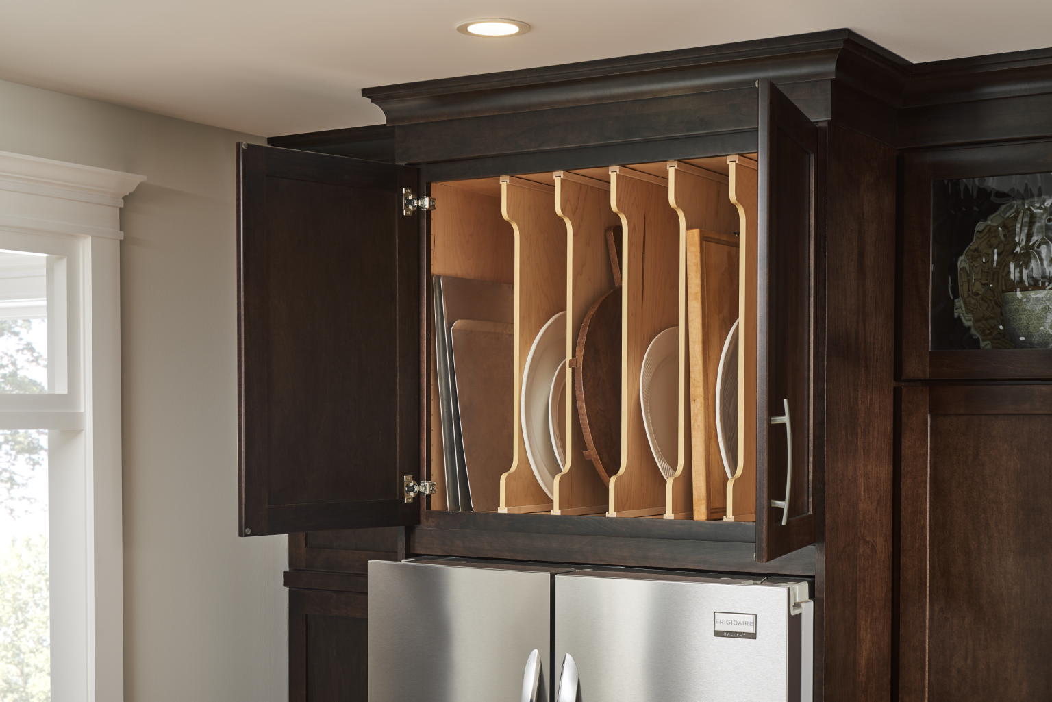 Tableware Storage Solutions | Medallion Cabinetry