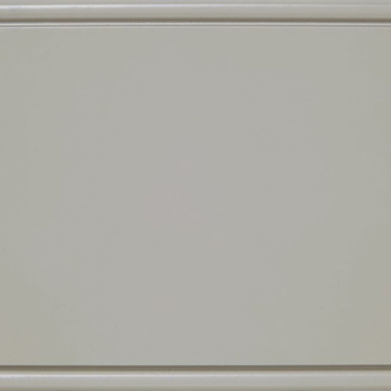 Harlan Platinum in Gray Owl on Maple - Medallion Cabinetry