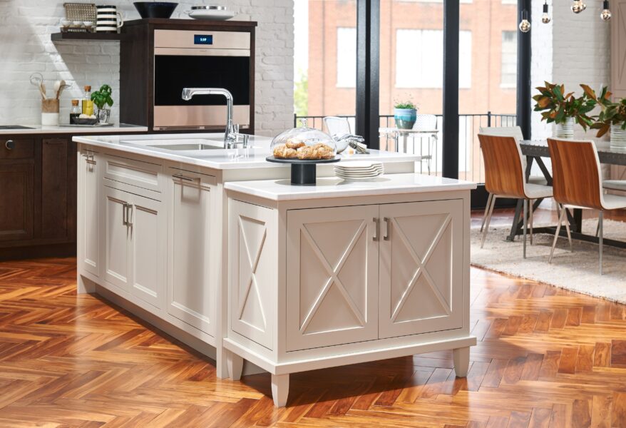 Medallion Cabinetry - Kitchen Islands: What’s Not to Love?